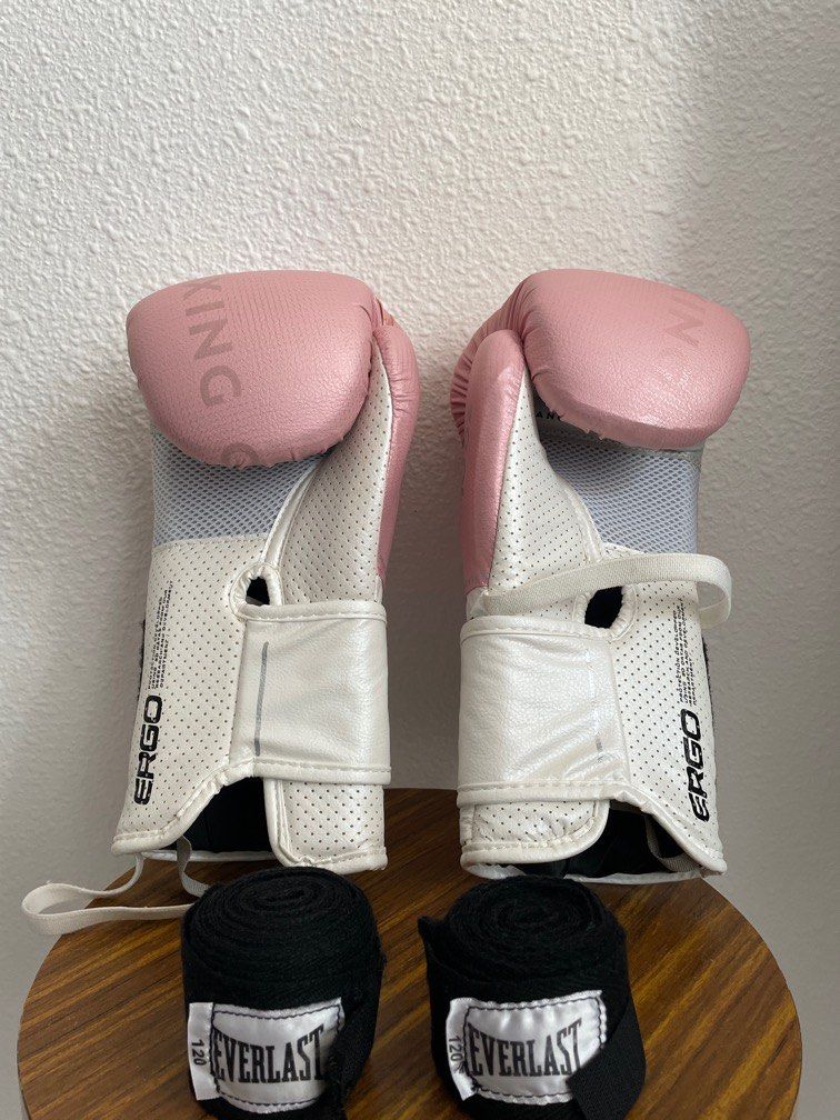 Ergonomic Boxing Gloves for ladies, Sports Equipment, Other Sports ...