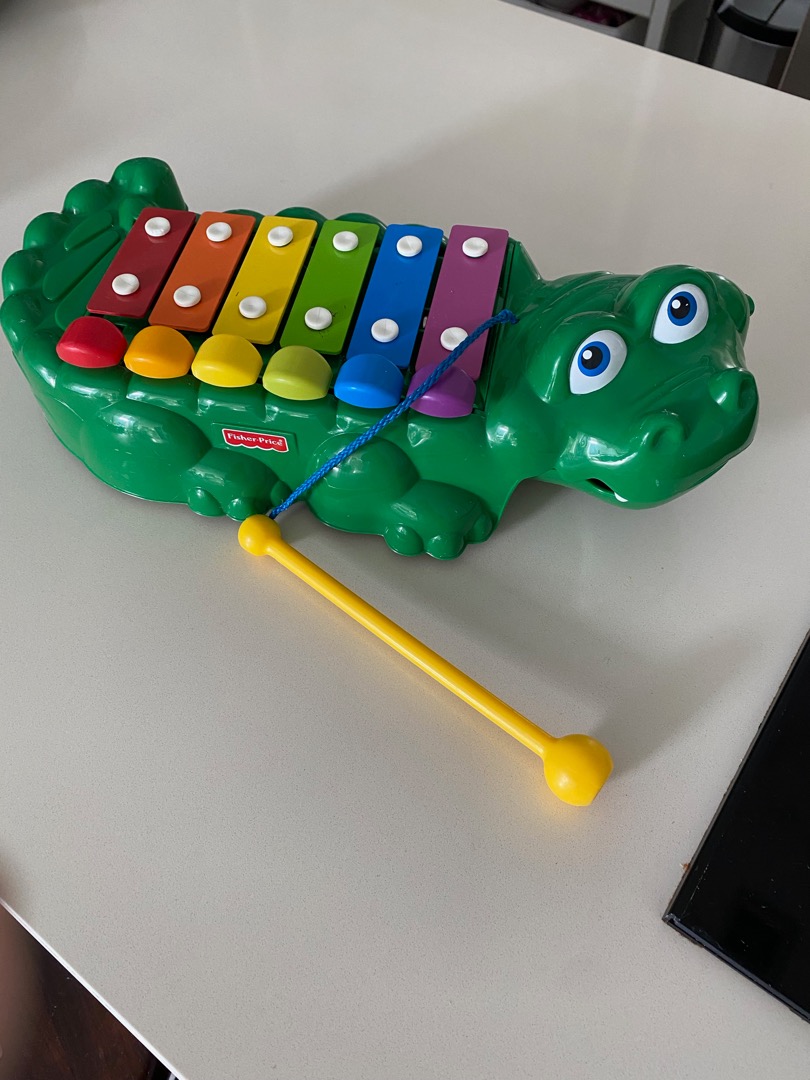 Fisher Price / Pull-along Crocodile/Aligator xylophone / piano musical ...