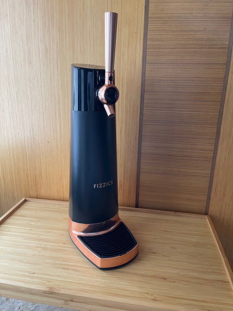 Fizzics draft pour, Food & Drinks, Alcoholic Beverages on Carousell