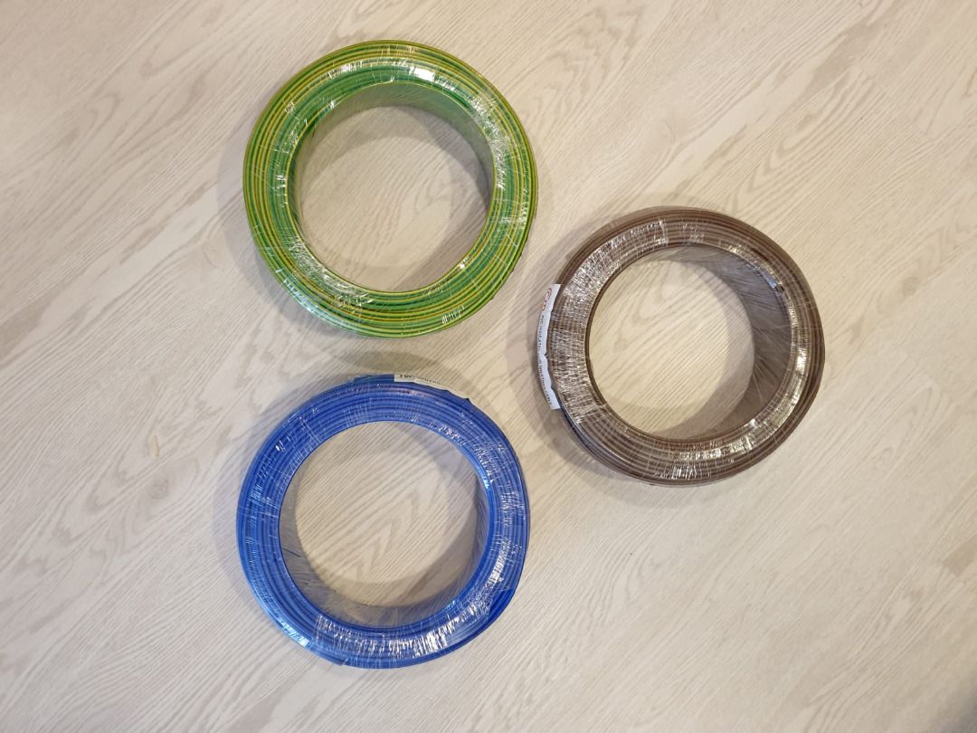 Full Set of Three Coloured PVC Insulated Non-Sheathed Electrical Copper ...