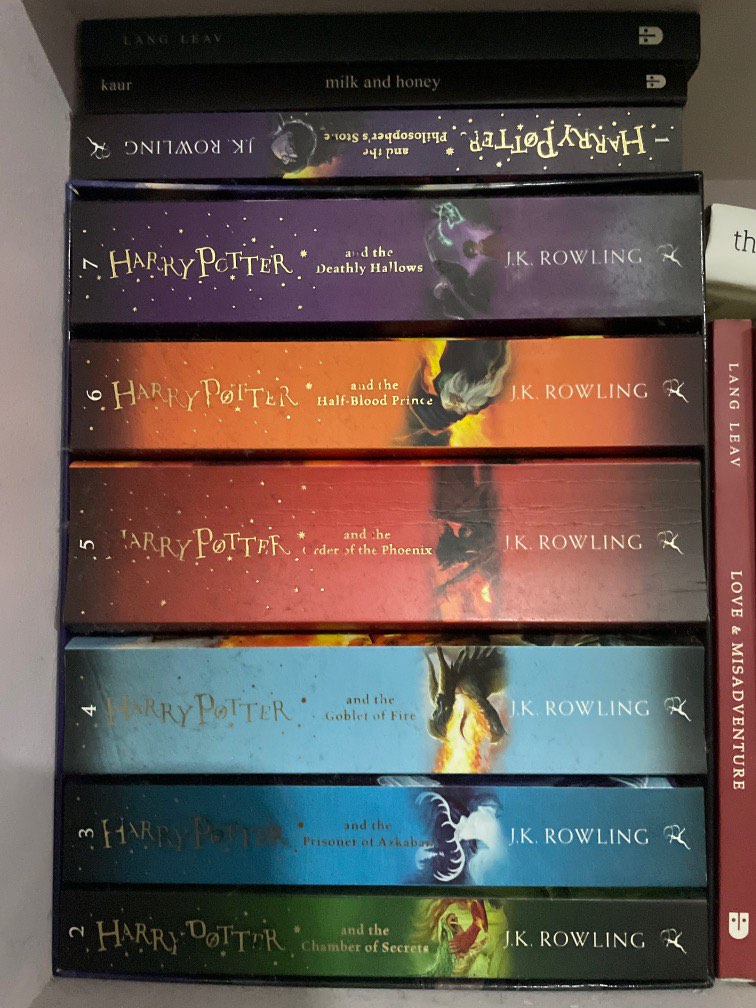 Harry Potter Full Series complete set Books, Hobbies & Toys, Books ...