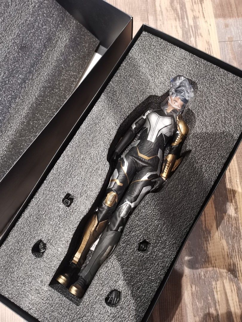 Infamous Shadow Void 1/6 scale, Hobbies & Toys, Toys & Games on Carousell