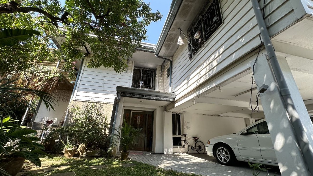 JKL - FOR SALE: 4 Bedroom House and Lot in Magallanes Village, Makati ...