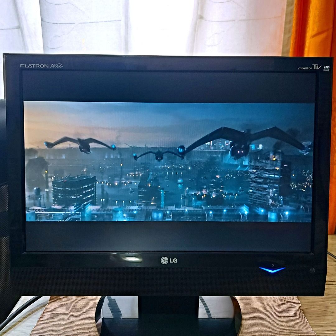 LG FLATRON - 19'' LCD TV Monitor Widescreen with AV Functions, No HDMI ...