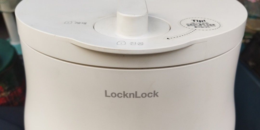 Locknlock Vacuum rice container 20kg usb type C cable powered, Food ...