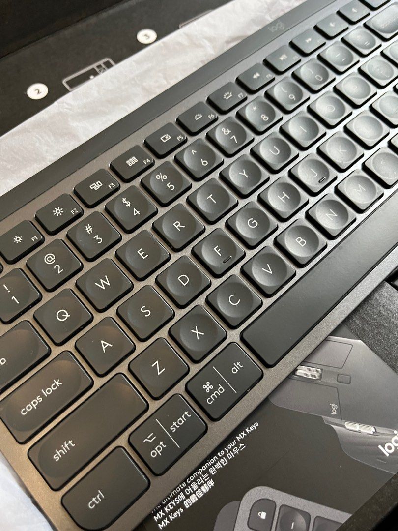 Logitech MX Keys, Computers & Tech, Parts & Accessories, Computer ...
