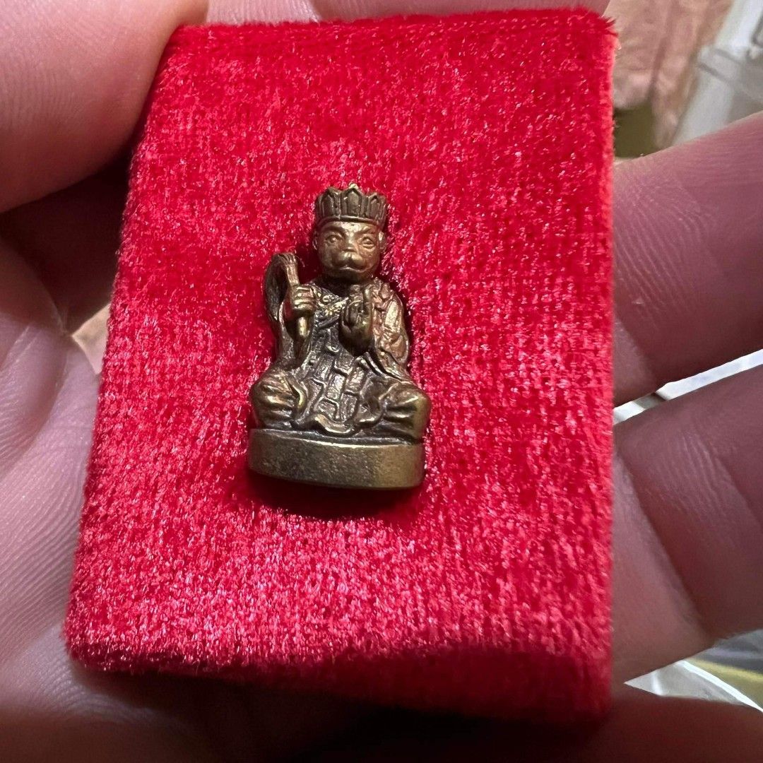 Loop lor Tai Sia Hud Zhou (Monkey God) BE 2560 Luang Phor Yit Wat Chulamanee made 2,500 pieces ...