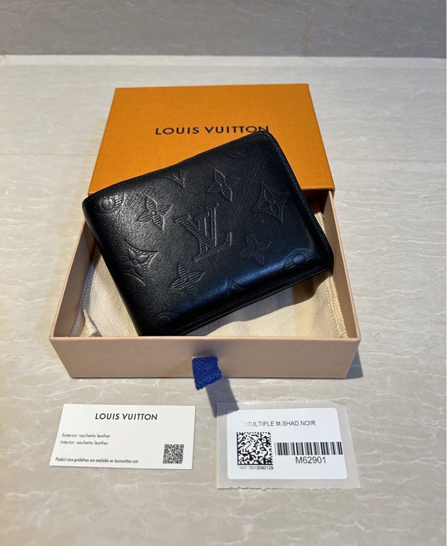 Louis Vuitton LV men wallet, Men's Fashion, Watches & Accessories ...