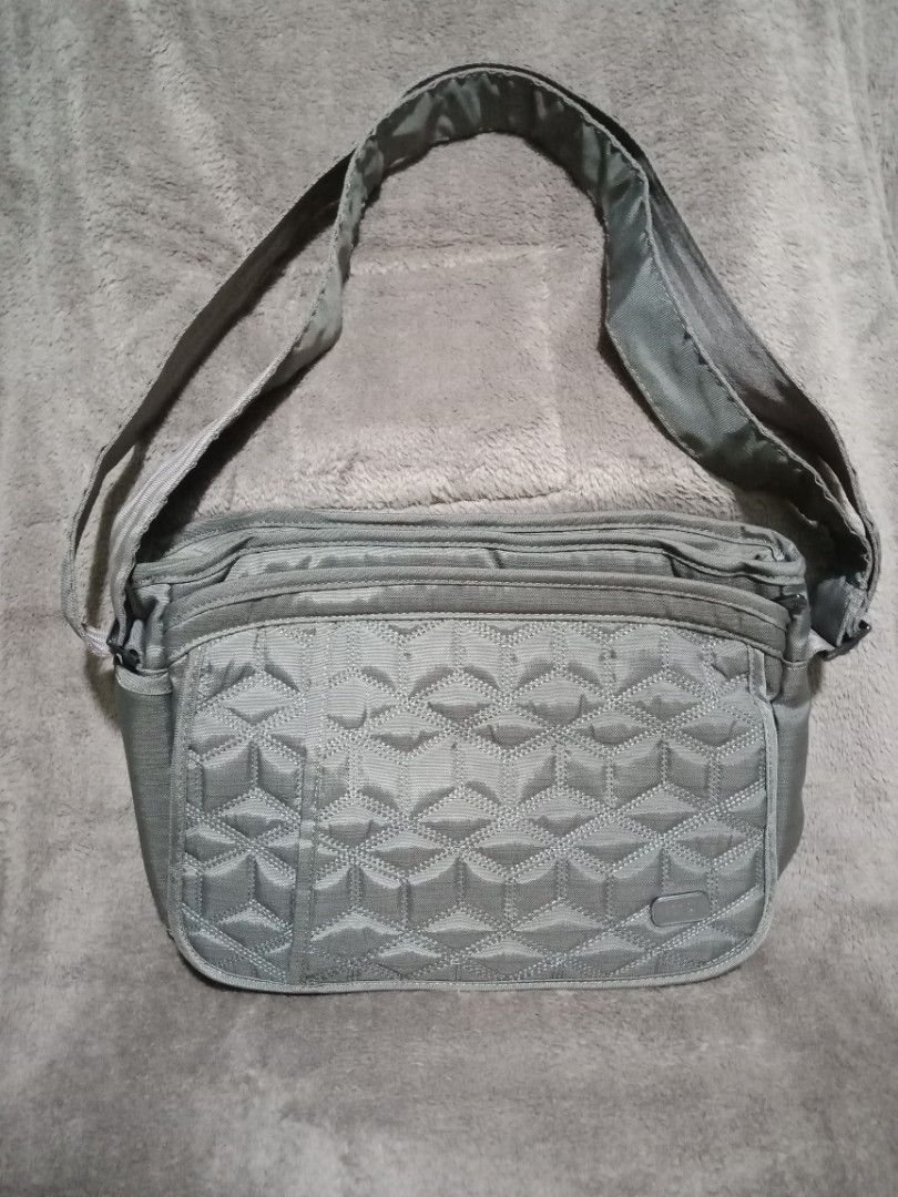 Lug Wings Crossbody Bag, Women's Fashion, Bags & Wallets, Cross-body ...