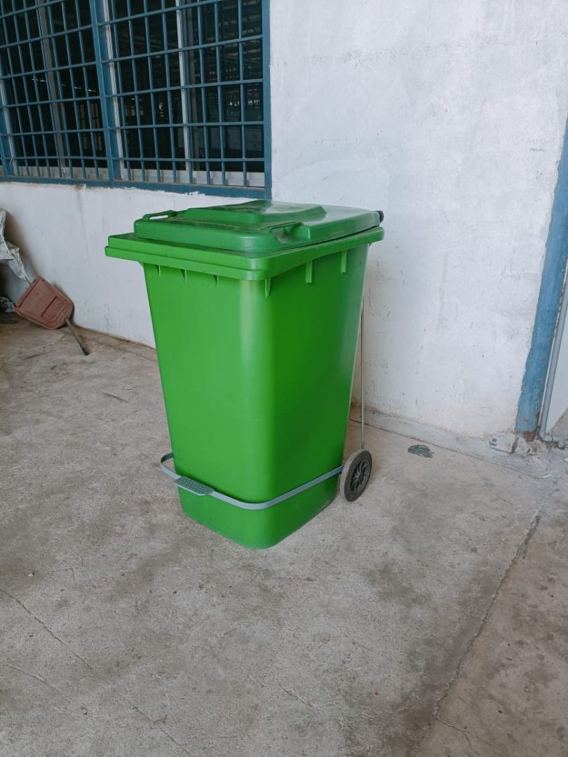 Muhibbah 2 Wheel Mobile Garbage Bin with Pedal - PMGB 240 Litres ...