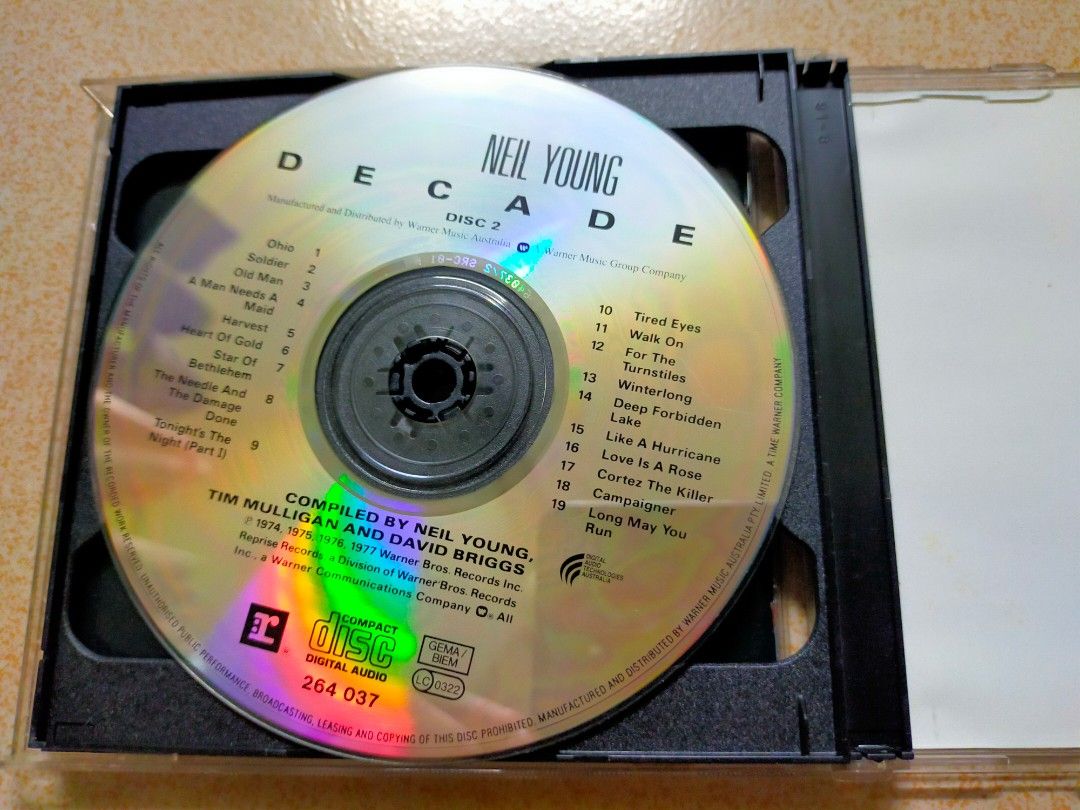 Neil Young - Decade 2CD, Hobbies & Toys, Music & Media, CDs & DVDs on Carousell