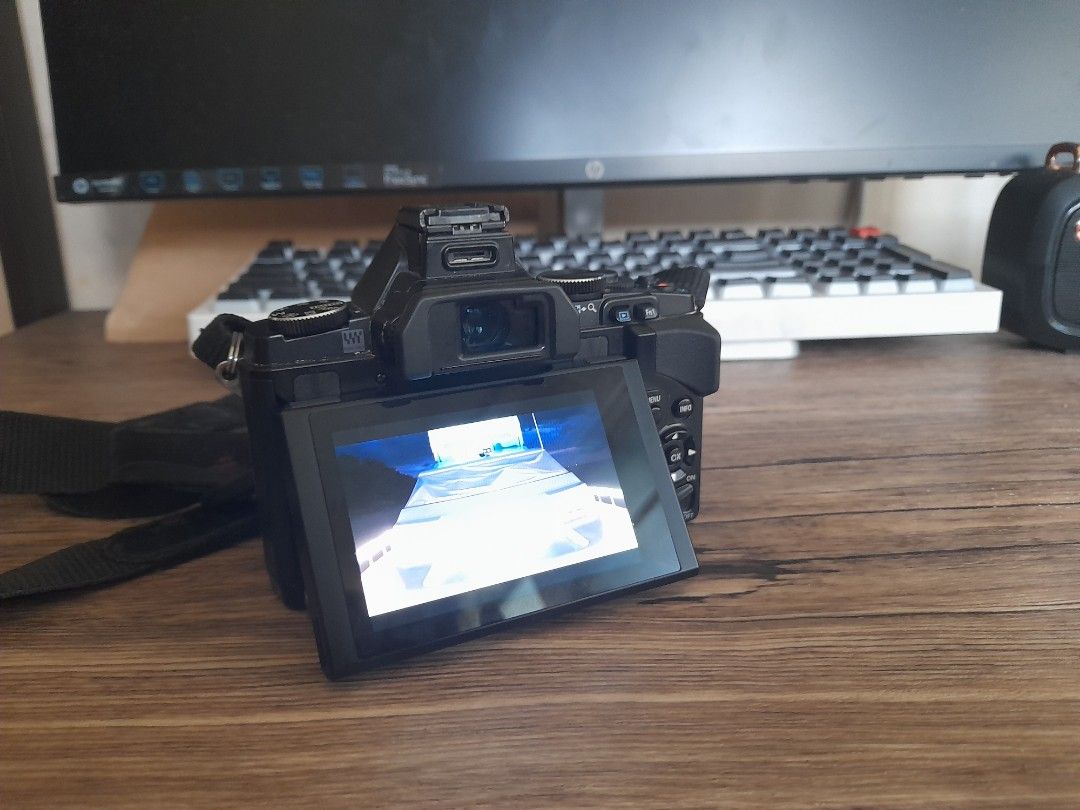 Olympus OMD Em5 Mark 1 Camera Body, Photography, Cameras on Carousell