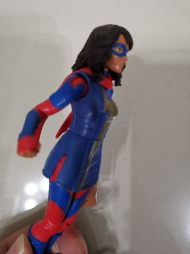 Original Hasbro Marvel Gamerverse 6-inch Ms. Marvel Action Figure Toy ...