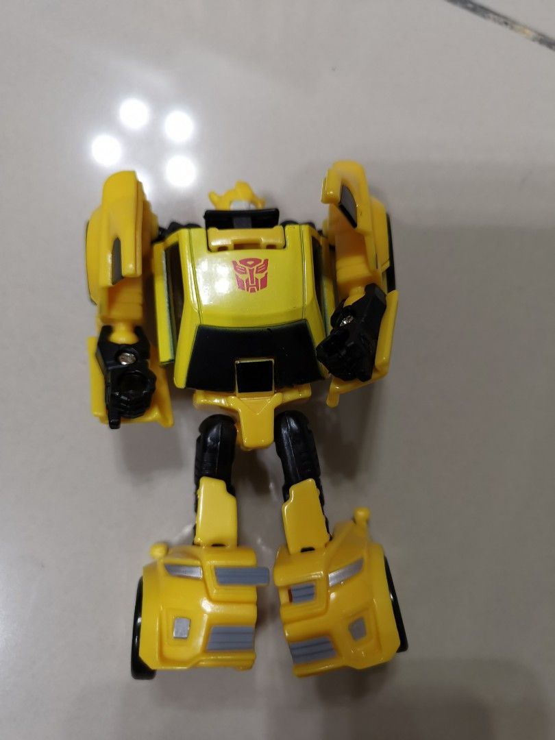 Original TRANSFORMERS GENERATIONS TITANS RETURN LEGENDS CLASS BUMBLEBEE ...