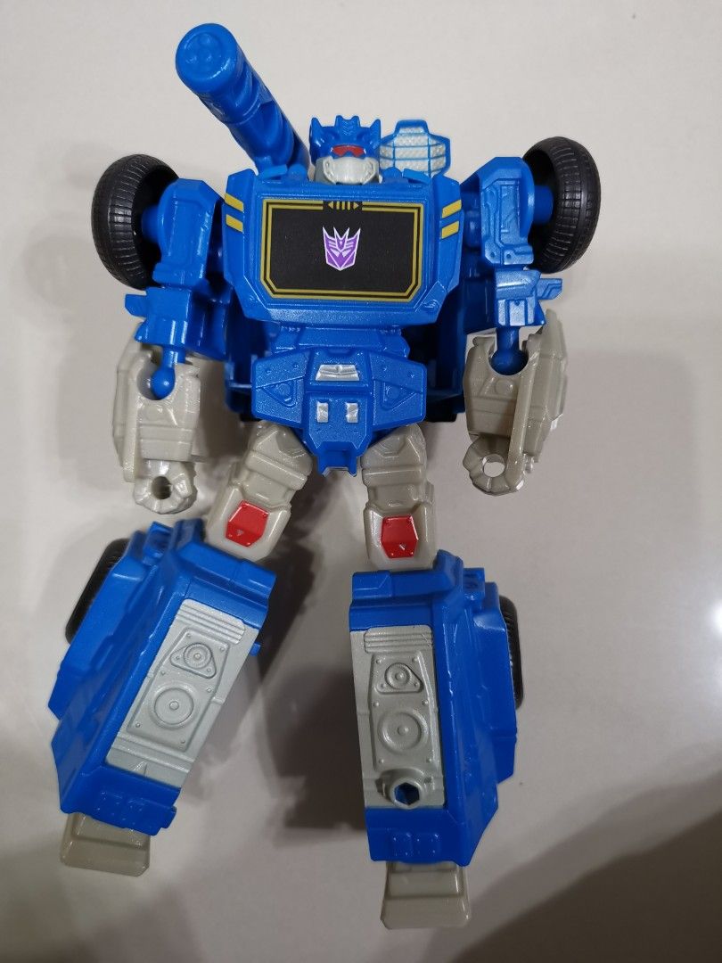 Original Transformers TRA Authentics Alpha Soundwave, Hobbies & Toys ...