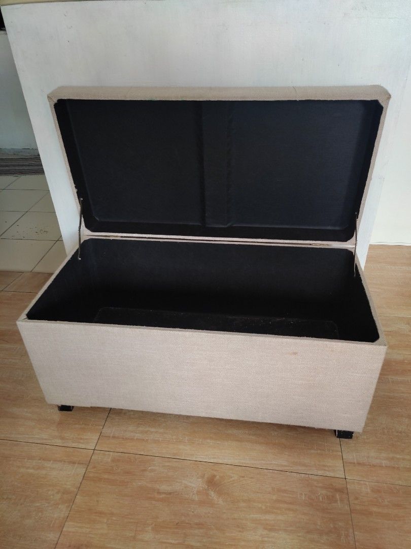 Ottoman storage Mandaue foam, Furniture & Home Living, Furniture ...