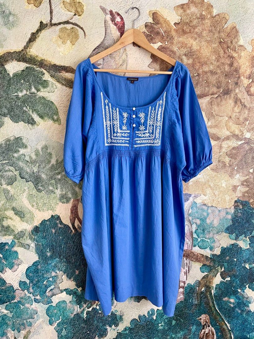 Phoebe & Rose embroidered dress, Women's Fashion, Dresses & Sets ...