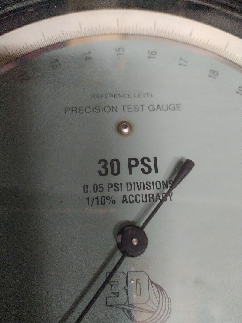 Precision Pressure Test Gauge, Health & Nutrition, Health Monitors ...