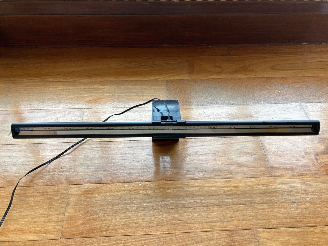 Quntis ScreenLinear Smart Screen E-Reading Lamp Monitor Light ...