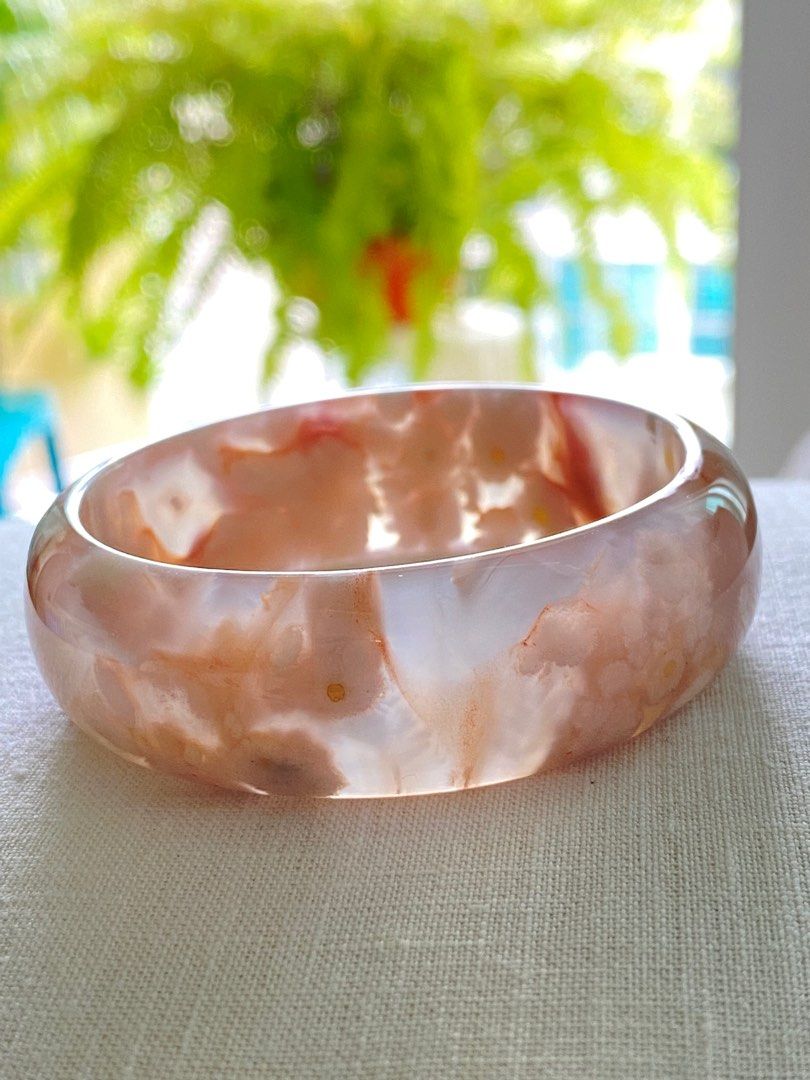 Sakura Agate Bangle, Women's Fashion, Jewelry & Organisers, Precious ...