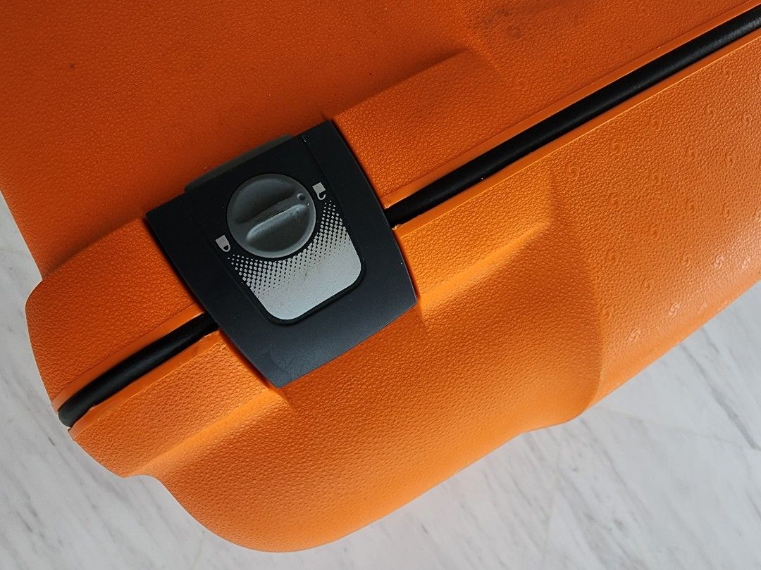 Samsonite Orange, Hobbies & Toys, Travel, Luggage on Carousell