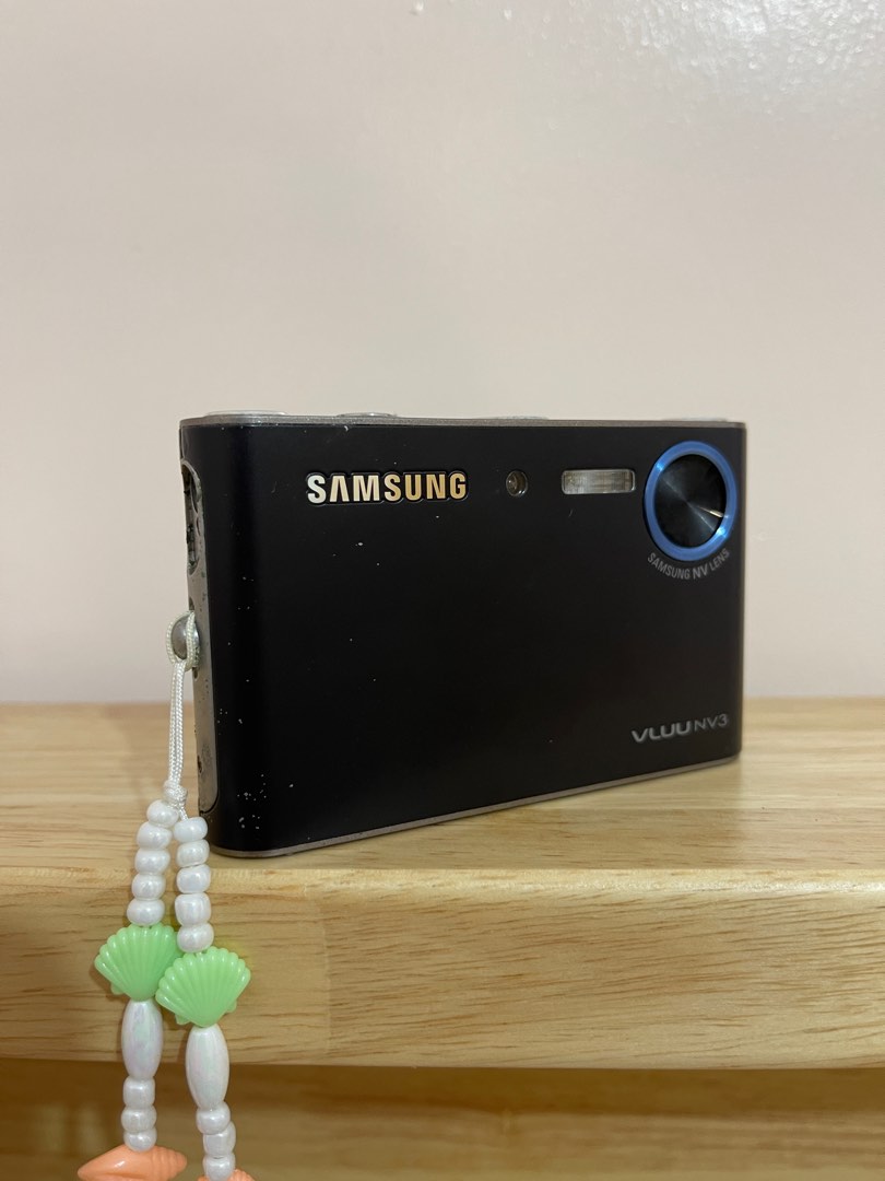 Samsung NV3 Vintage Digital Camera on Carousell