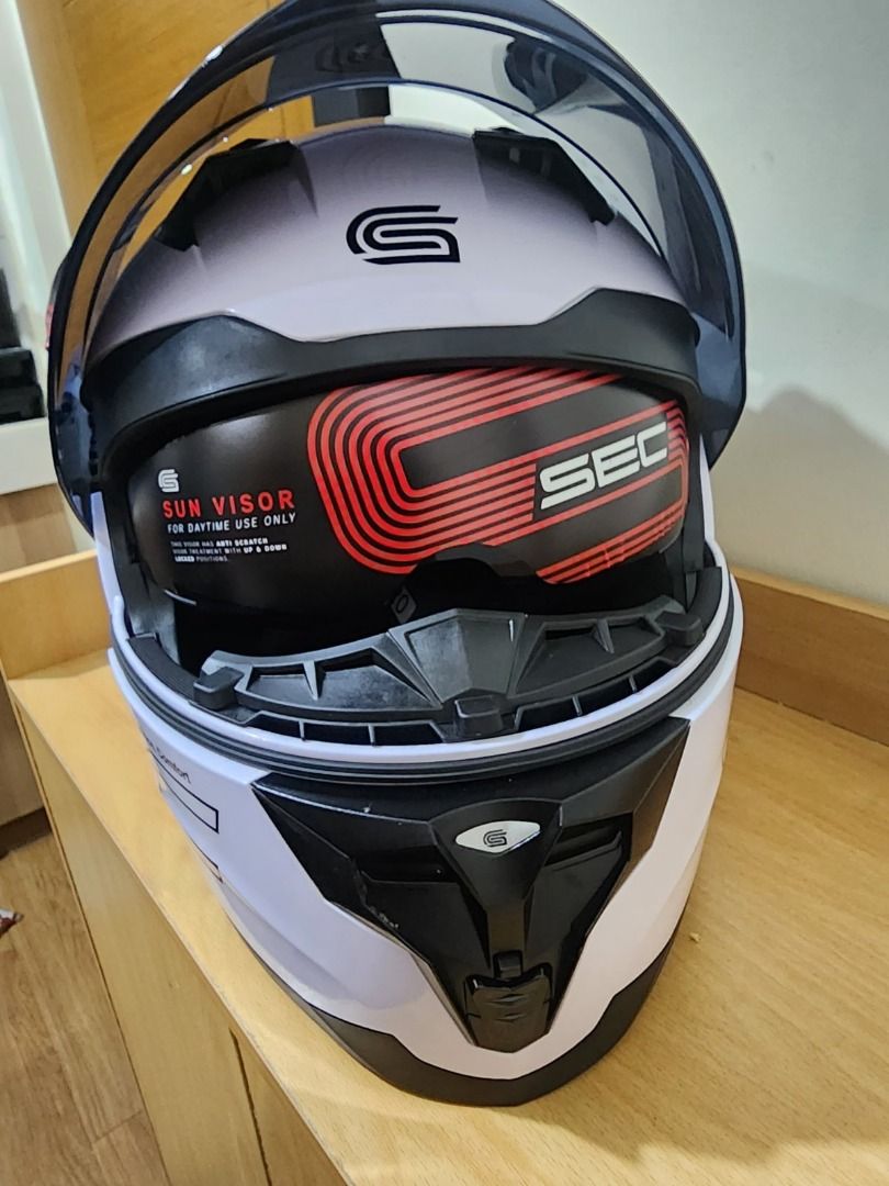 SEC REVOLT V2 MODULAR HELMET (Solid Gloss White) on Carousell
