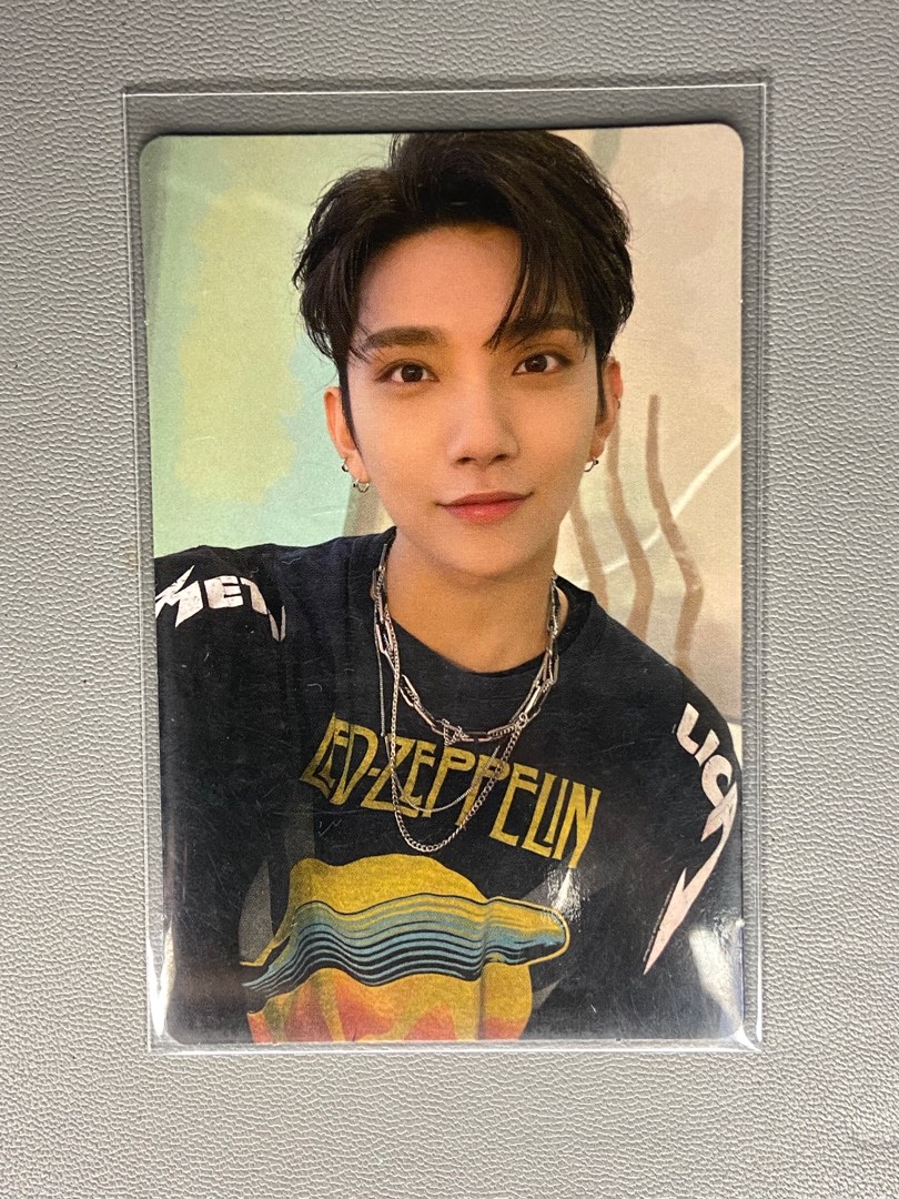 Seventeen Joshua Attacca PC, Hobbies & Toys, Memorabilia & Collectibles ...