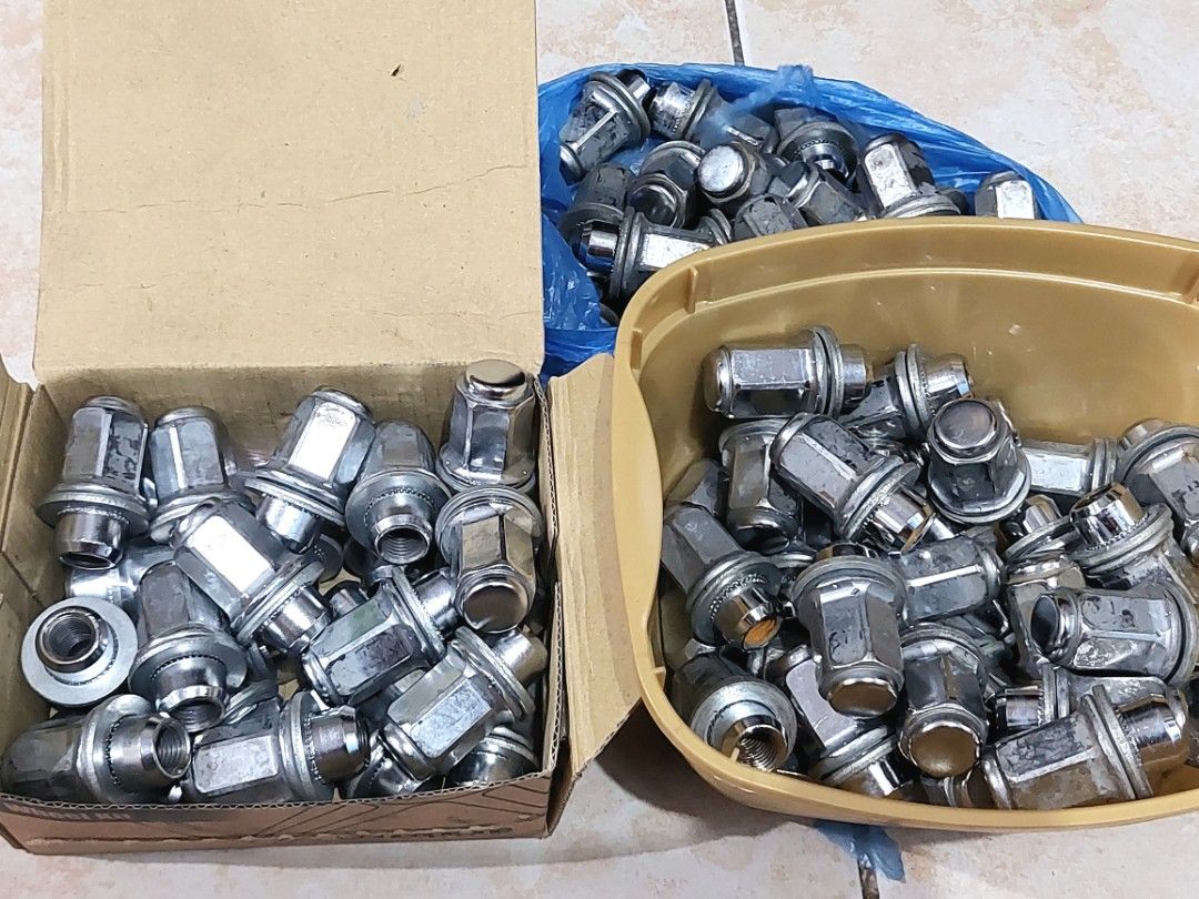 Toyota Washer Type Original Long Lugnuts for hiace commuter hilux ...