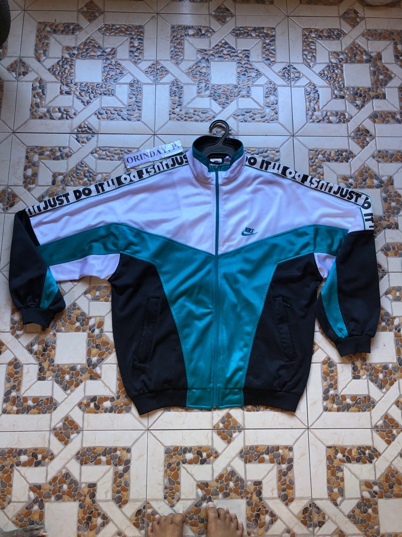 just do it tracksuit