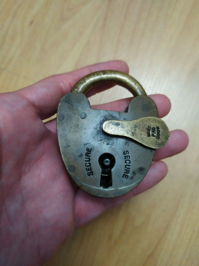 Vintage Padlock Without Key, Hobbies & Toys, Collectibles & Memorabilia ...
