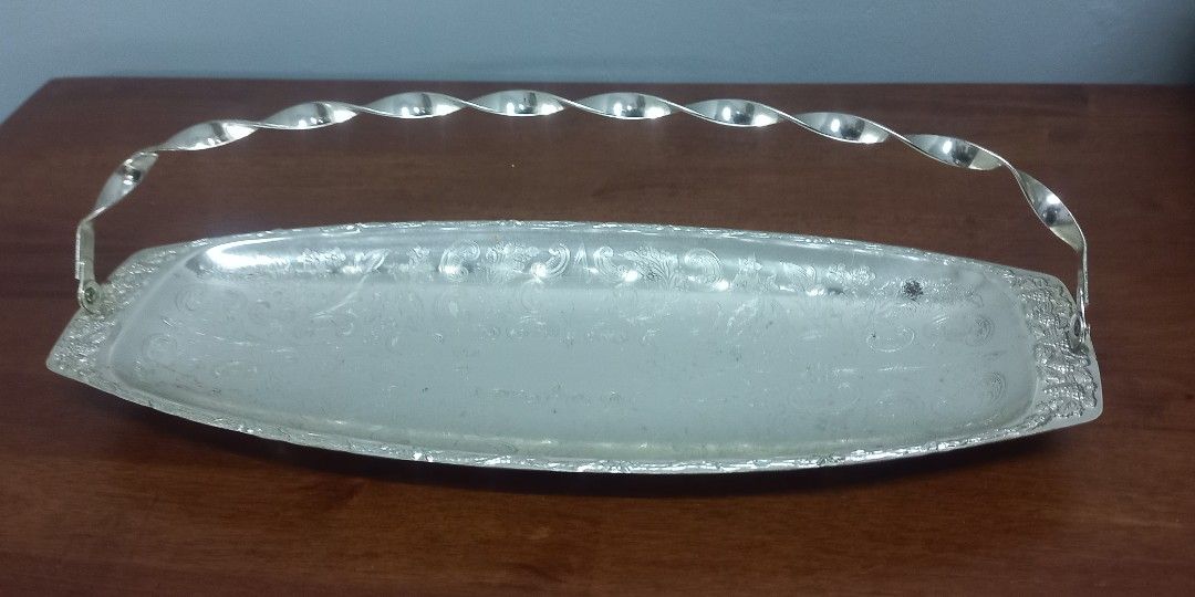 Vintage Silver Plated Queen Anne Serving Tray with Swing Handle and ...