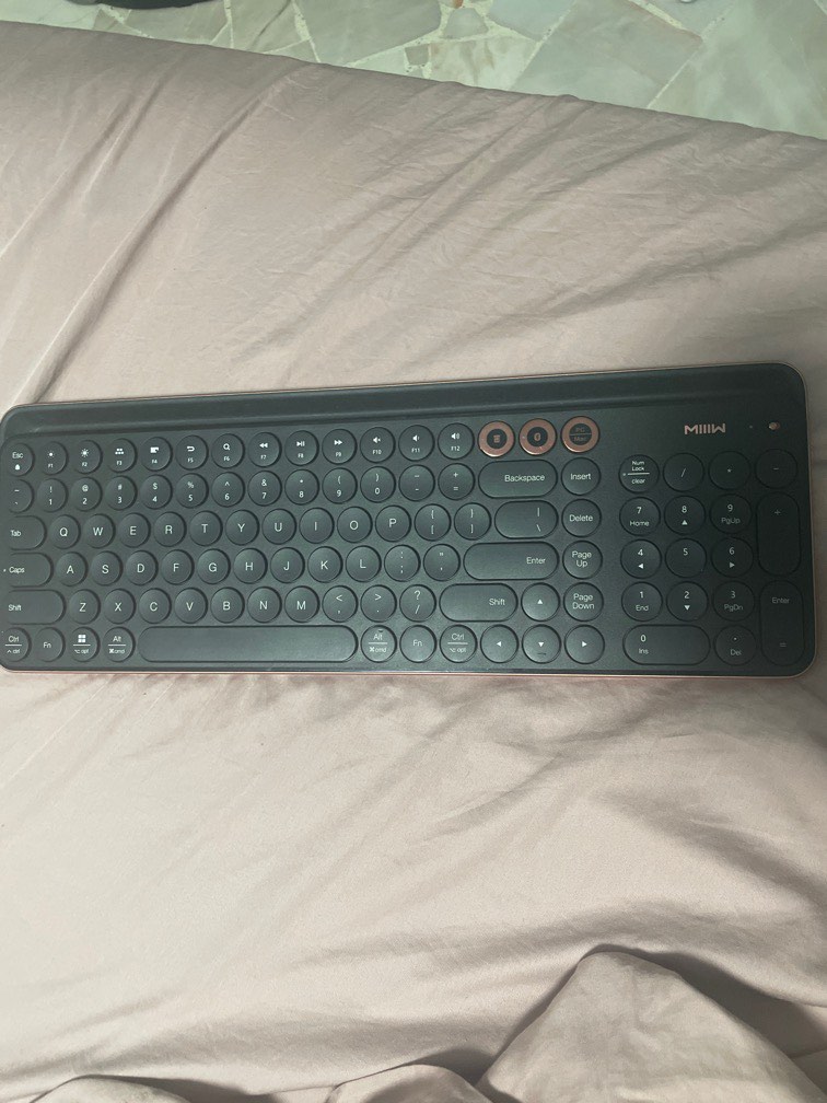 Xiao mi keyboard Bluetooth, Computers & Tech, Parts & Accessories ...