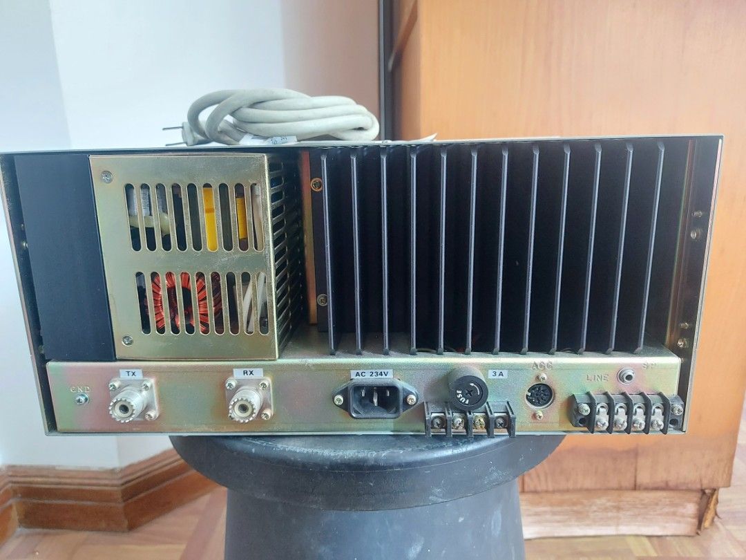 Yaesu FTR-1025A Repeater (VHF), Computers & Tech, Office & Business ...