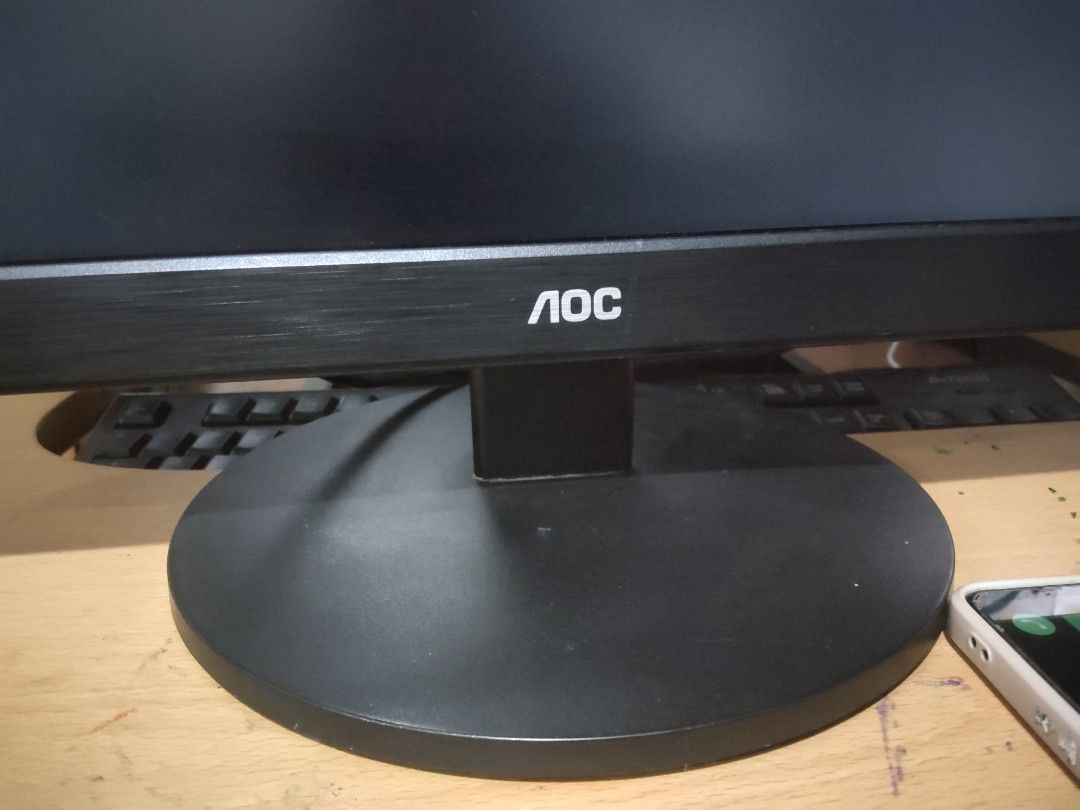 AOC M2470SW slim gaming monitor, Computers & Tech, Desktops on Carousell