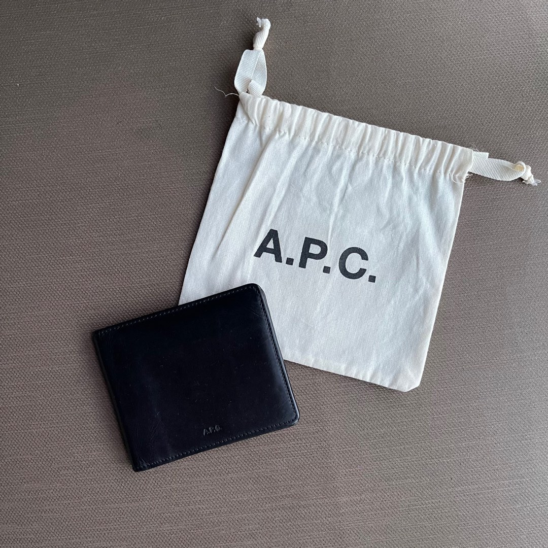 APC Bifold Wallet - Black, Men's Fashion, Watches & Accessories ...