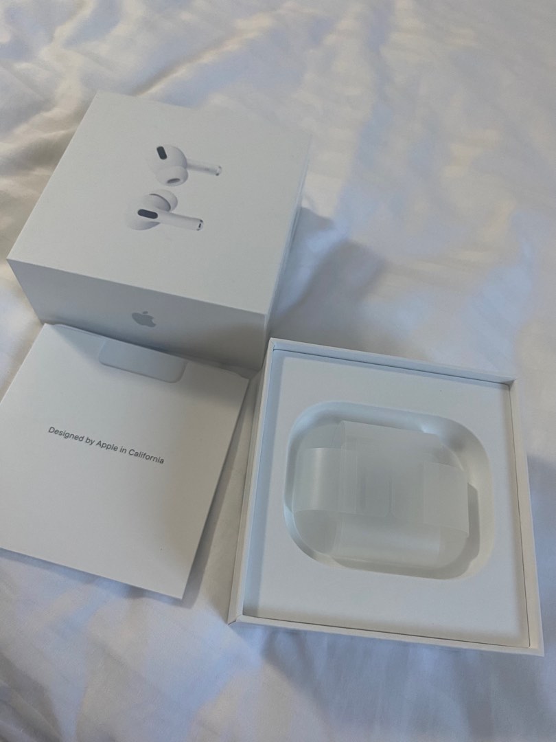 Apple airpods pro box, Audio, Earphones on Carousell