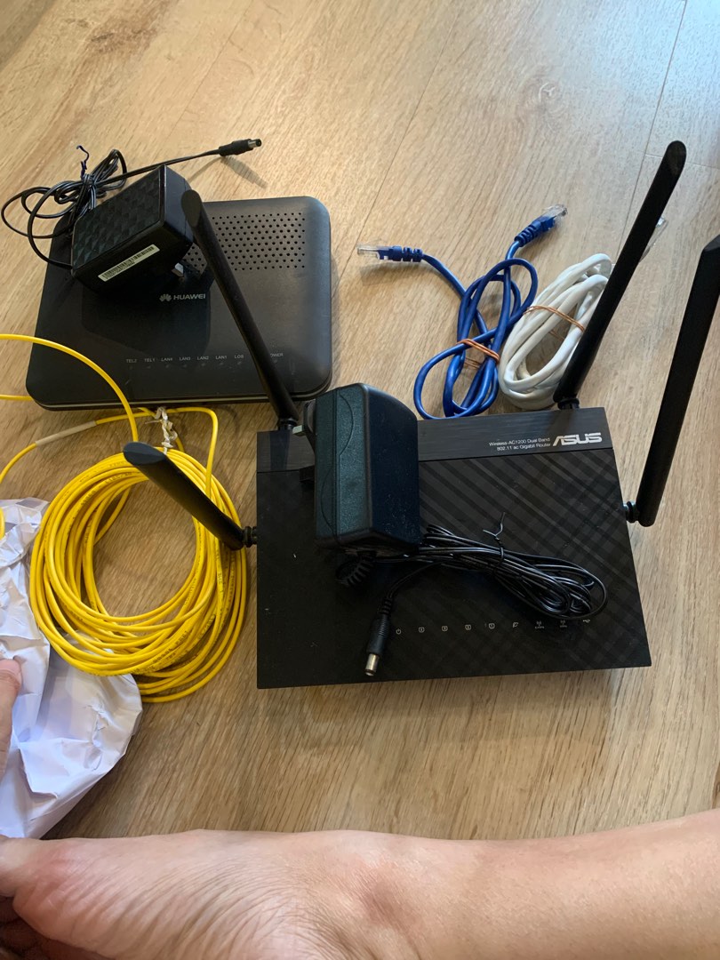 Asus Router Wireless AC 1200 Dual Band + Modem + cables + fiber optic, Computers & Tech, Parts ...