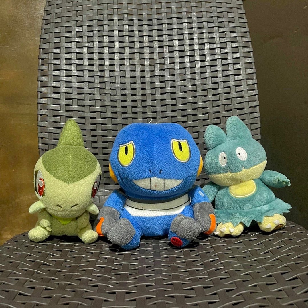 AXEW CROAGUNK MUNCHLAX PIDOVE MIME JR LITLEO PLUSLE IVYSAUR POKEMON ...