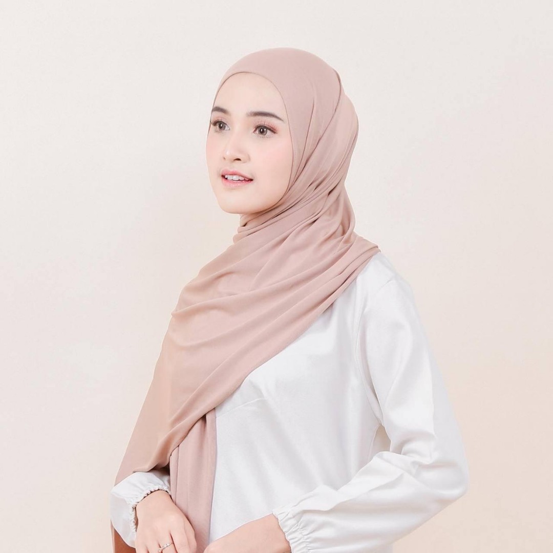 Azzahra Hijab - Kerudung Pashmina Instant Rashida Pashmina Bahan Jersey ...