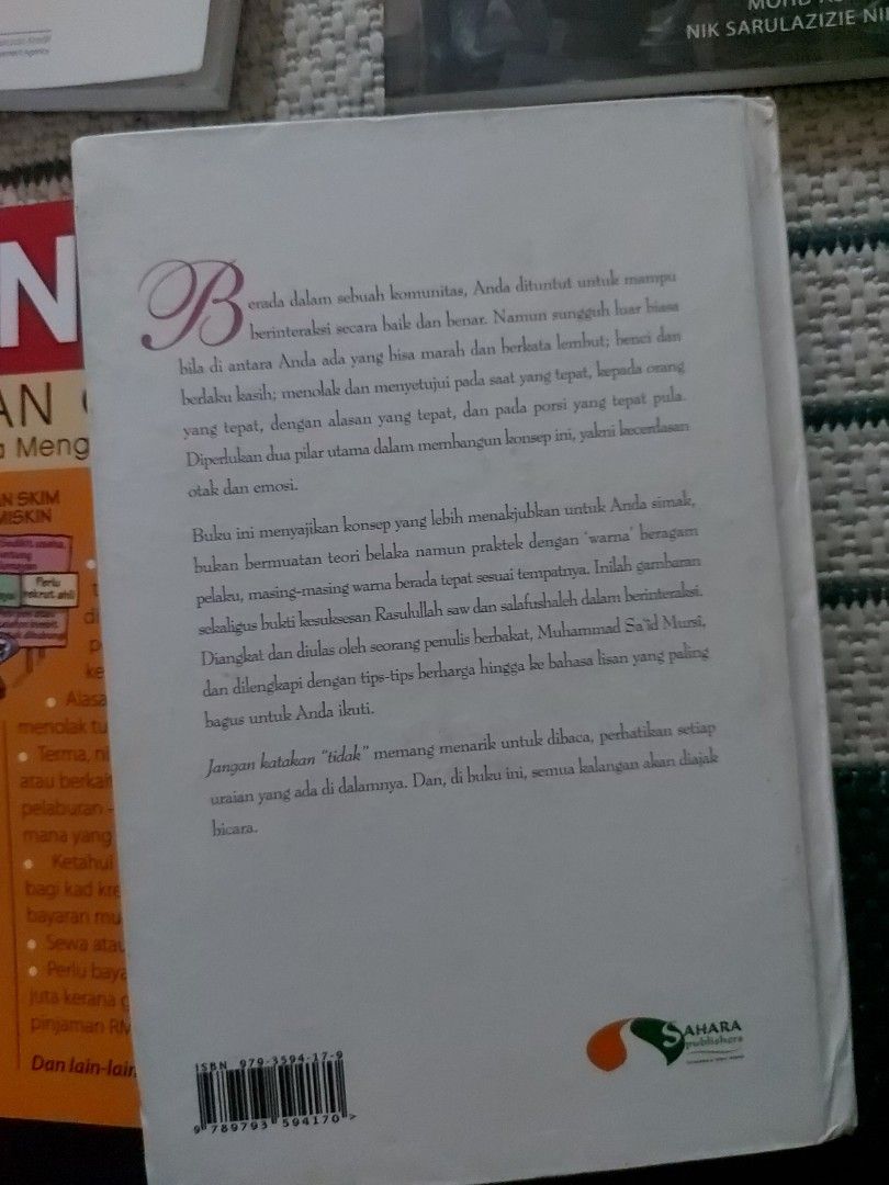 Buku bisnes RM 15 each, Hobbies & Toys, Books & Magazines, Storybooks on Carousell