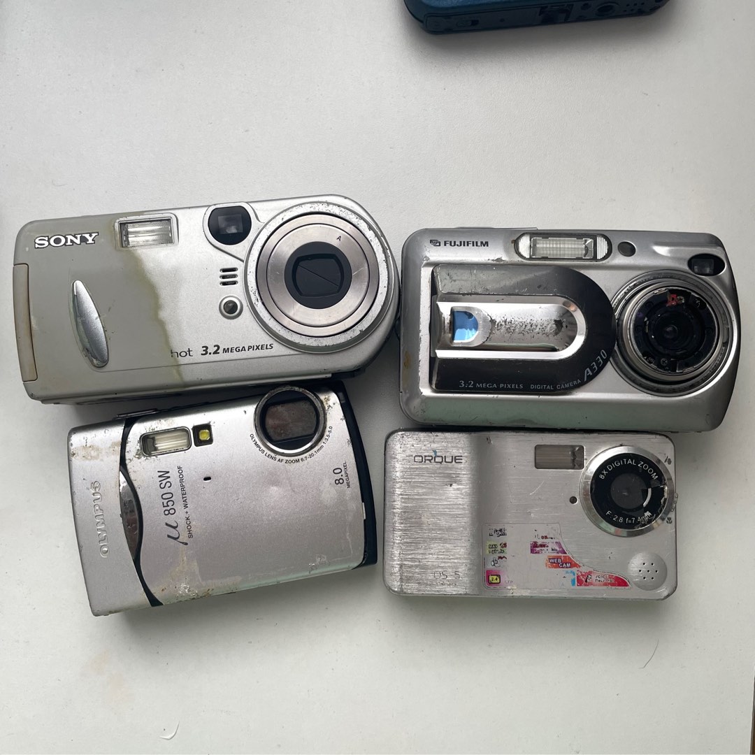 Bundle Digicam, Photography, Cameras on Carousell