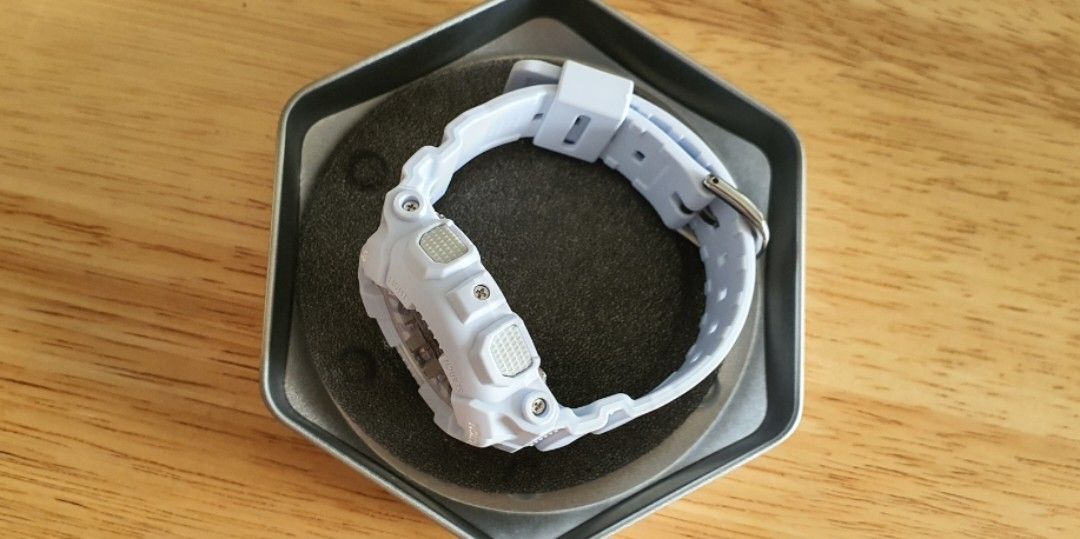 Casio Baby G Watch 5607 White, Luxury, Watches on Carousell