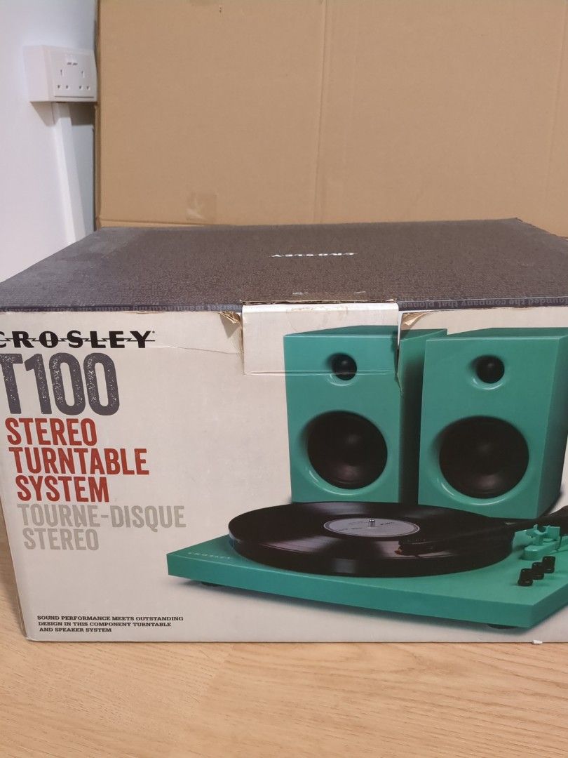 Crossley T100 Stereo Turntable System, Hobbies & Toys, Music & Media ...