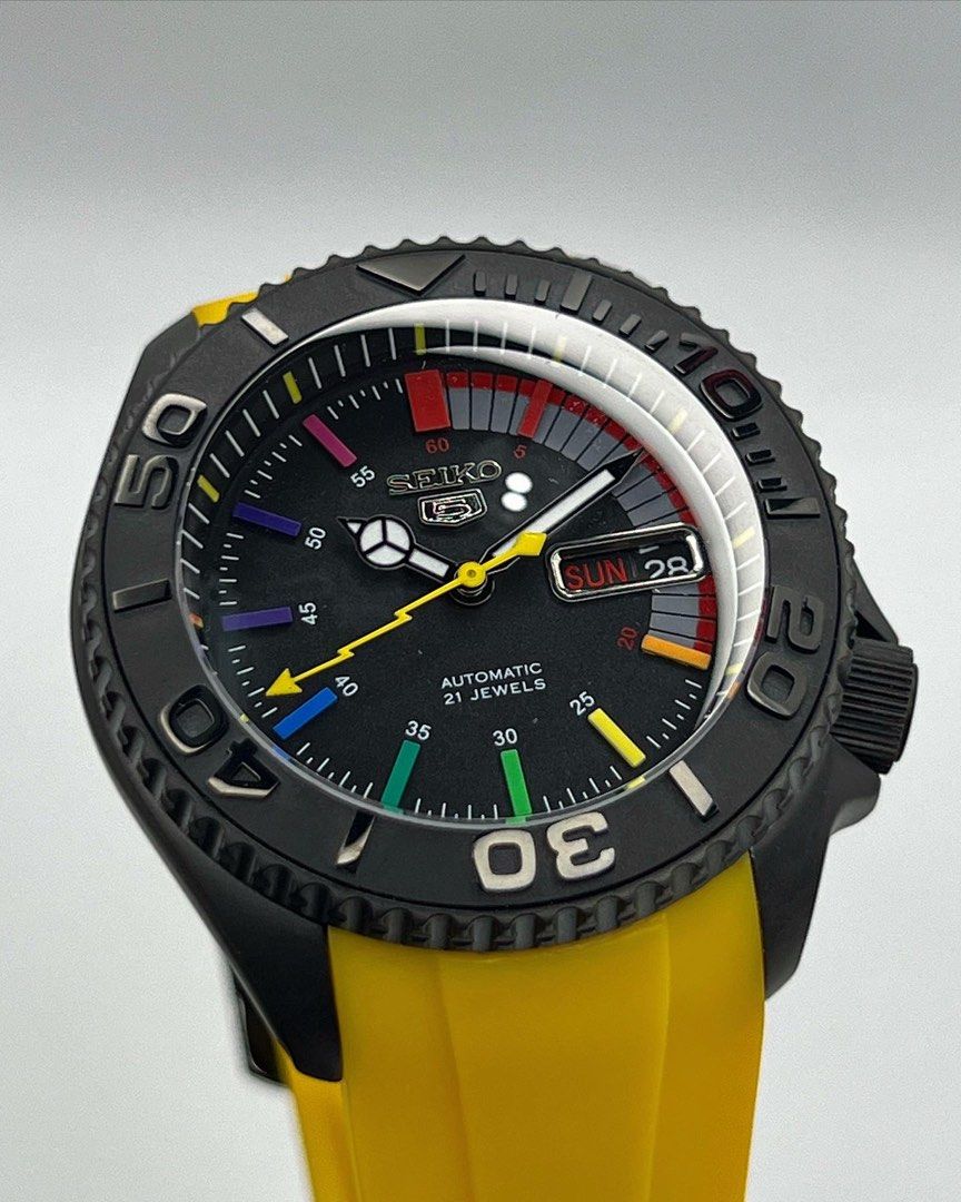 Custom Seiko Mod Black rainbow Skx with yellow lightning in 42mm, Men's ...