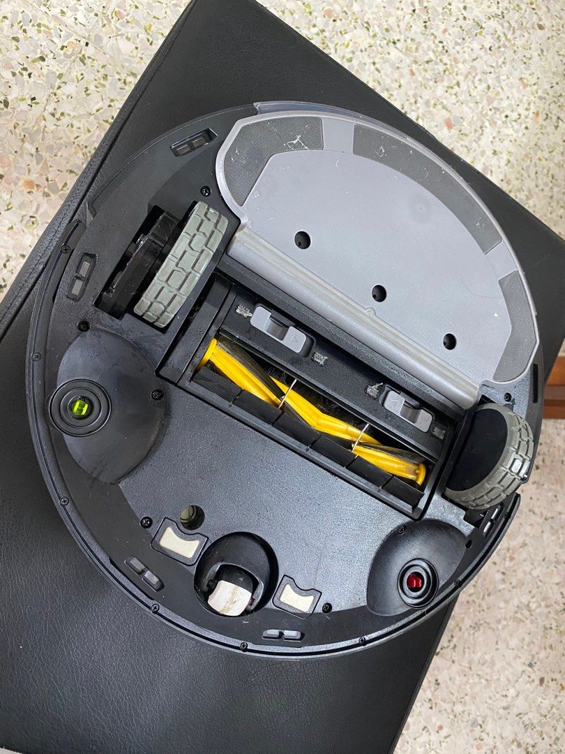 Evacos Robotics Deebot Ozmo 920 to let go, TV & Home Appliances, Vacuum Cleaner & Housekeeping ...