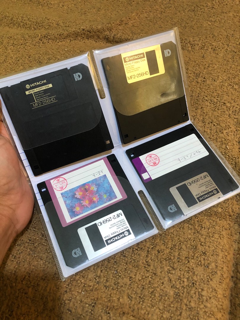 Floppy disk holder with old floppy disks 4pcs on Carousell