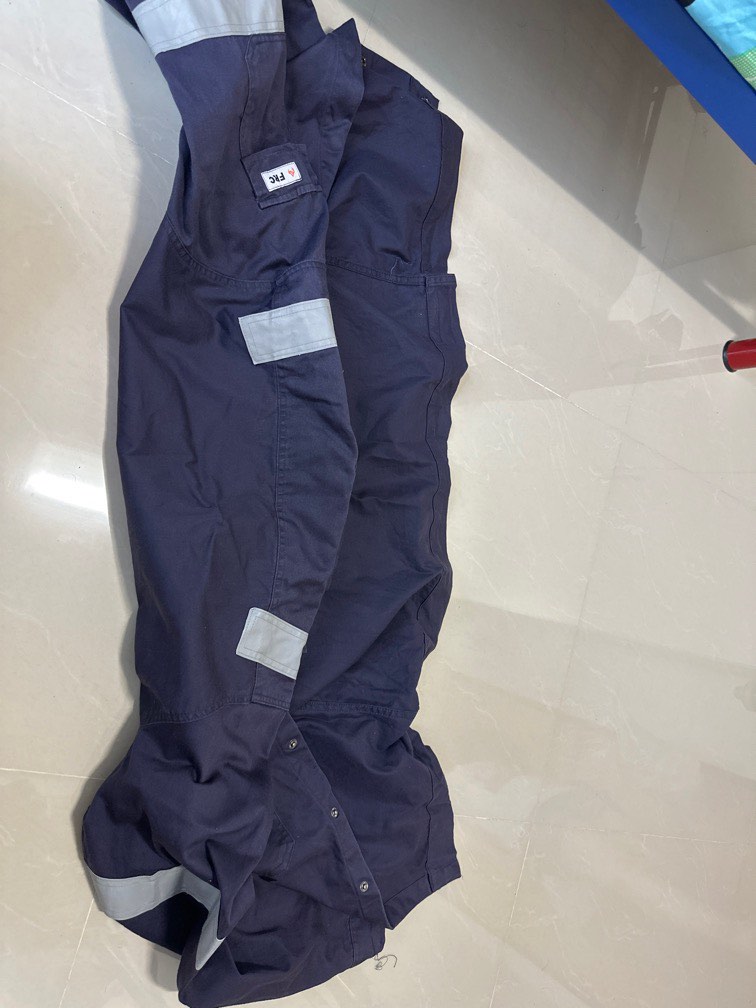 FRC safety, Women's Fashion, Coats, Jackets and Outerwear on Carousell