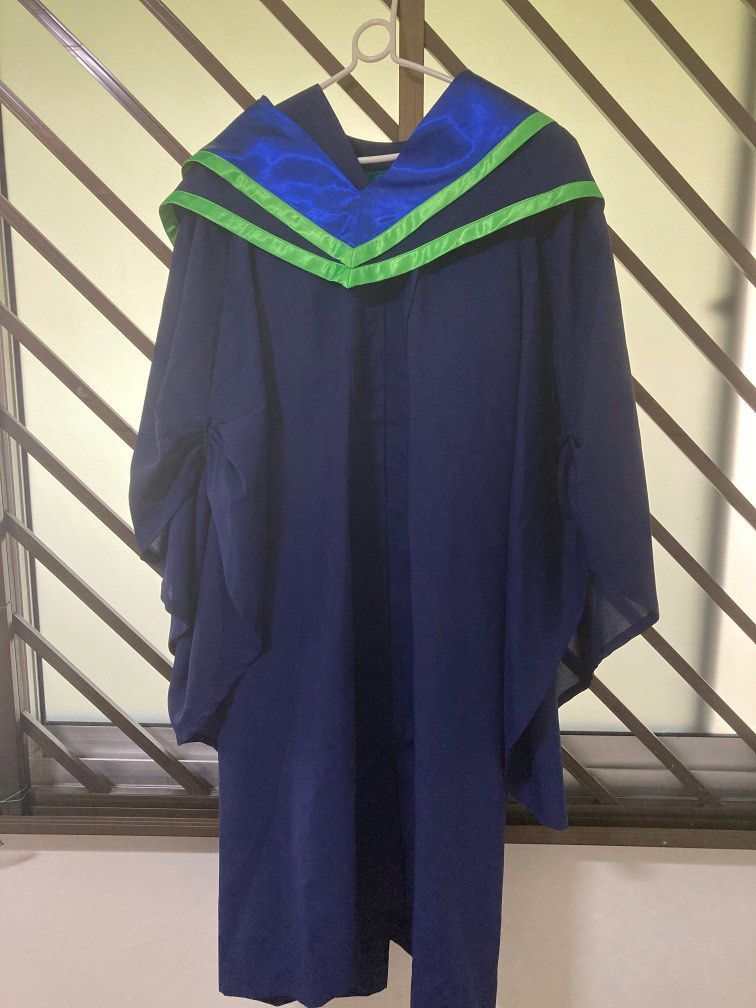Graduation Gown Science M Size, Women's Fashion, Dresses & Sets ...
