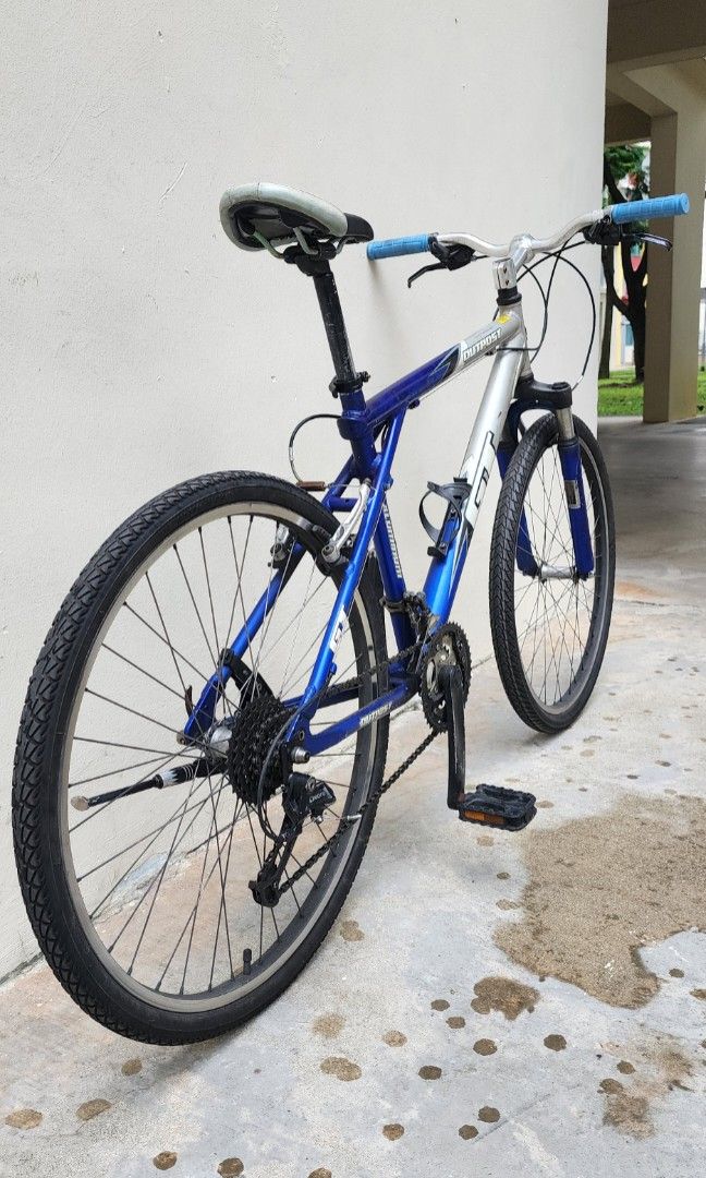 GT OUTPOST MOUNTAIN BIKE, Sports Equipment, Bicycles & Parts, Bicycles ...